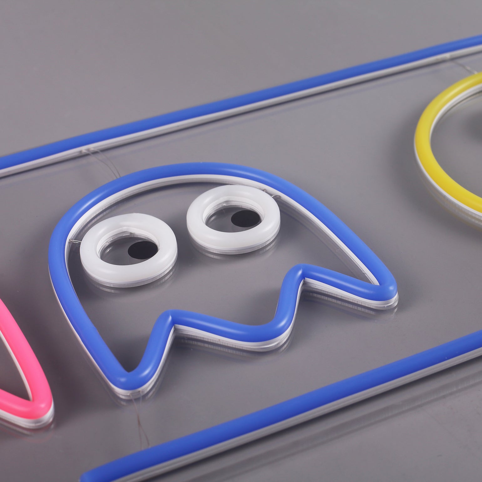 Pacman Neon Væglampe – OutletLamper.dk